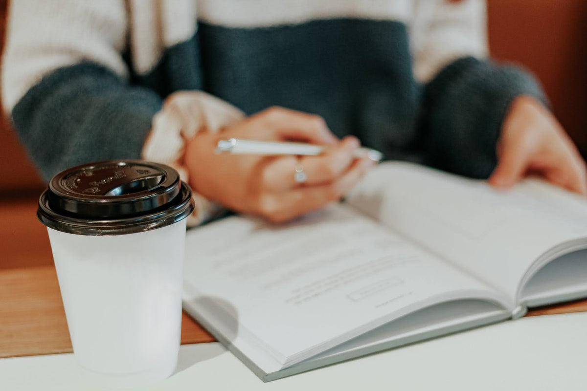 How to Create Your Own Personal Year-End Review – Season Journals